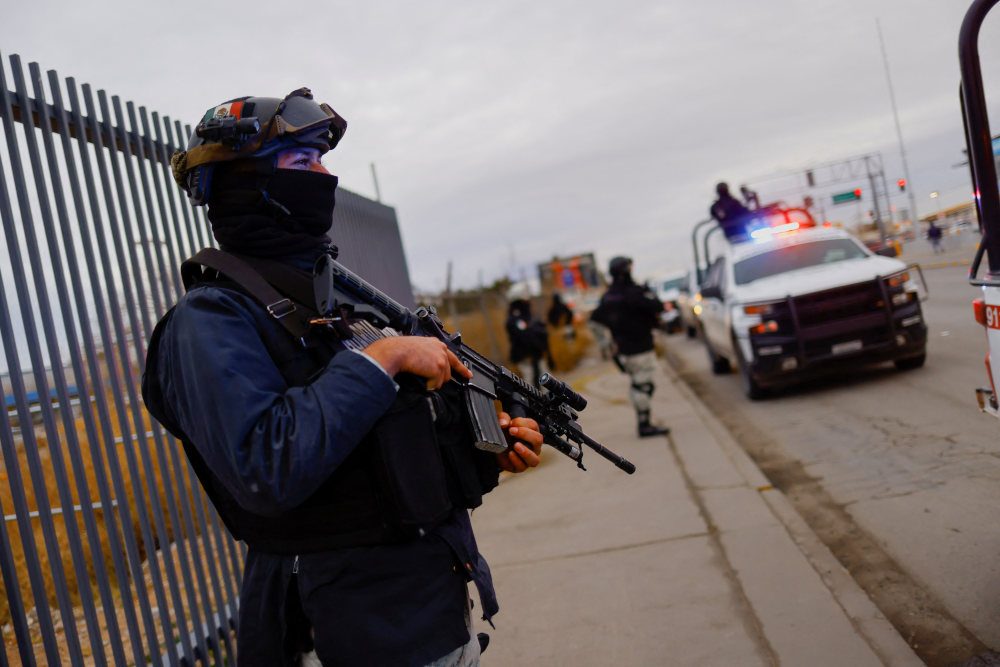 Mexico sends armed forces to border state after prison jailbreak sparks ...